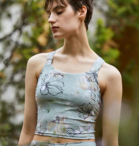 おすすめのピラティスウェア17選｜おしゃれで安い！初心者にぴったりな上下セットも | CACHI maga（カチマガ）